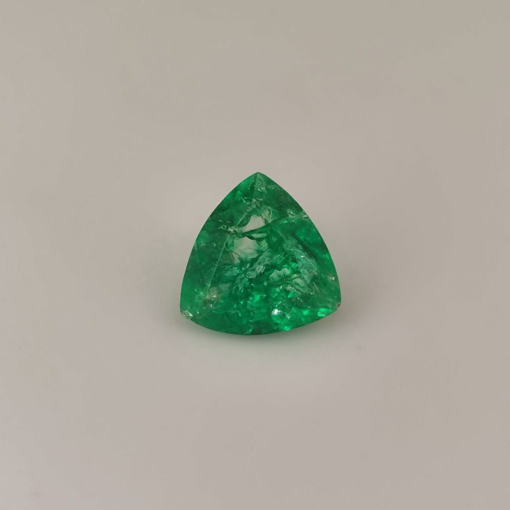 7.79ct Trillion Cut Green Crackle Quartz | Shop Now at Dazzling Delights